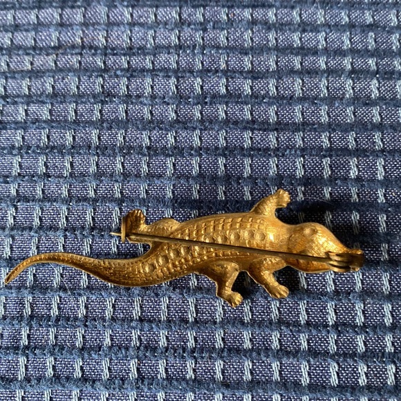 Vintage | Jewelry | 2 4 Antique Alligator Brooch Pin | Poshmark